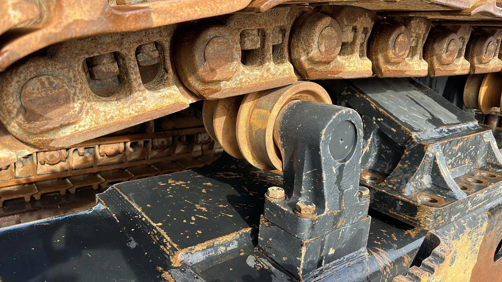 Hitachi ZX890 LCH- 6 - Darby Industrial LTD