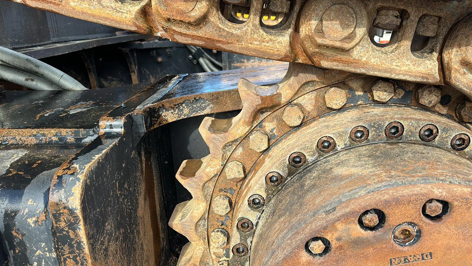 Hitachi ZX890 LCH- 6 - Darby Industrial LTD