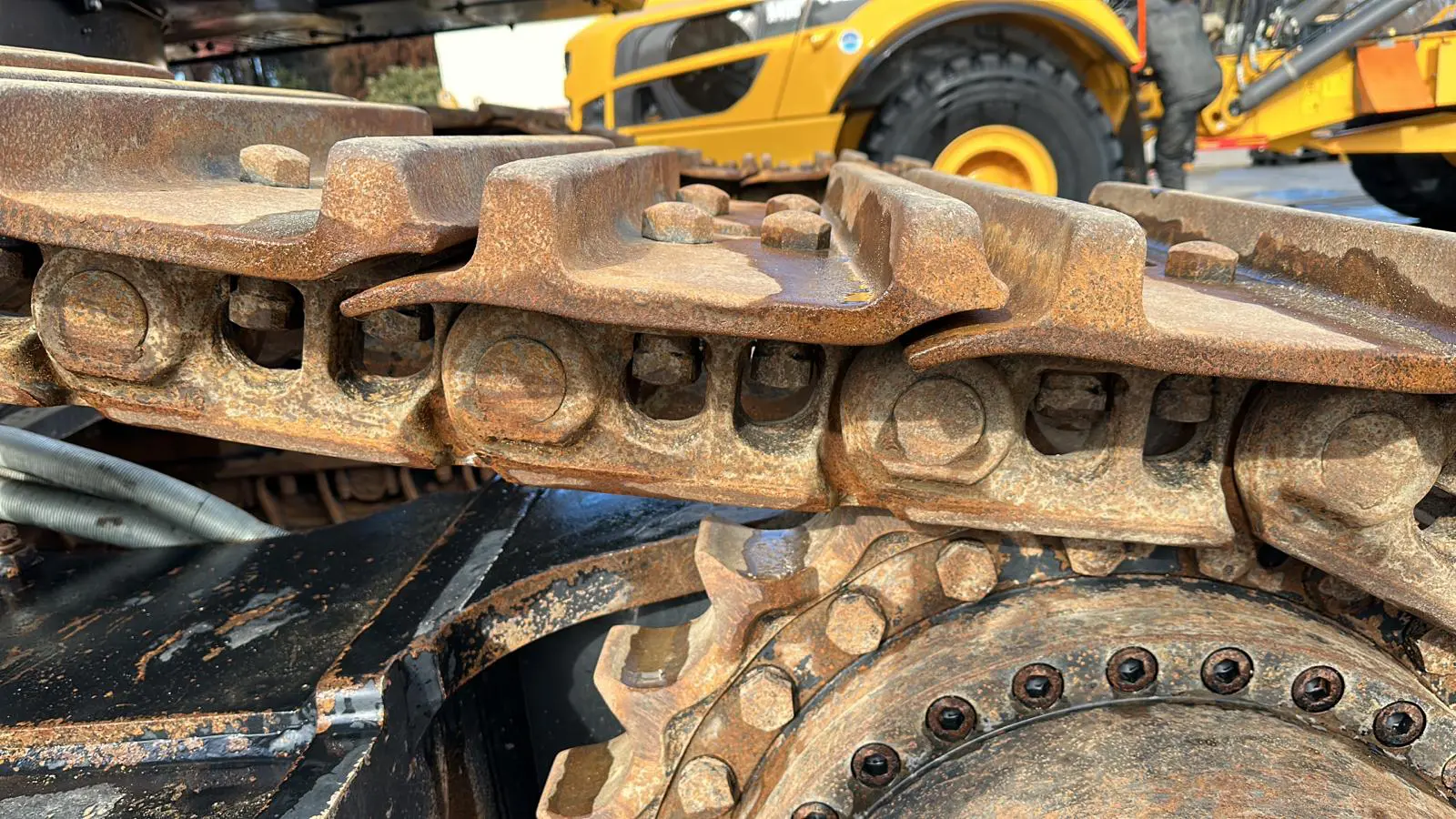 Hitachi ZX890 LCH- 6 - Darby Industrial LTD